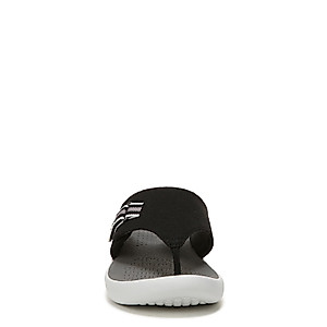 BZees Womens Camp Out Thong Sandal Black 7 W