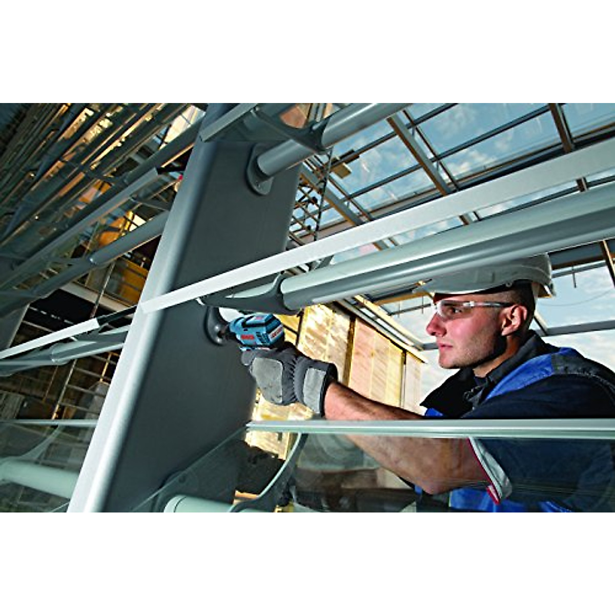 BOSCH 12-Volt Max EC Brushless Impact Driver Kit 2 battery kit PS42-02 12.70 Inch x 9.50 Inch x 4.10 Inch