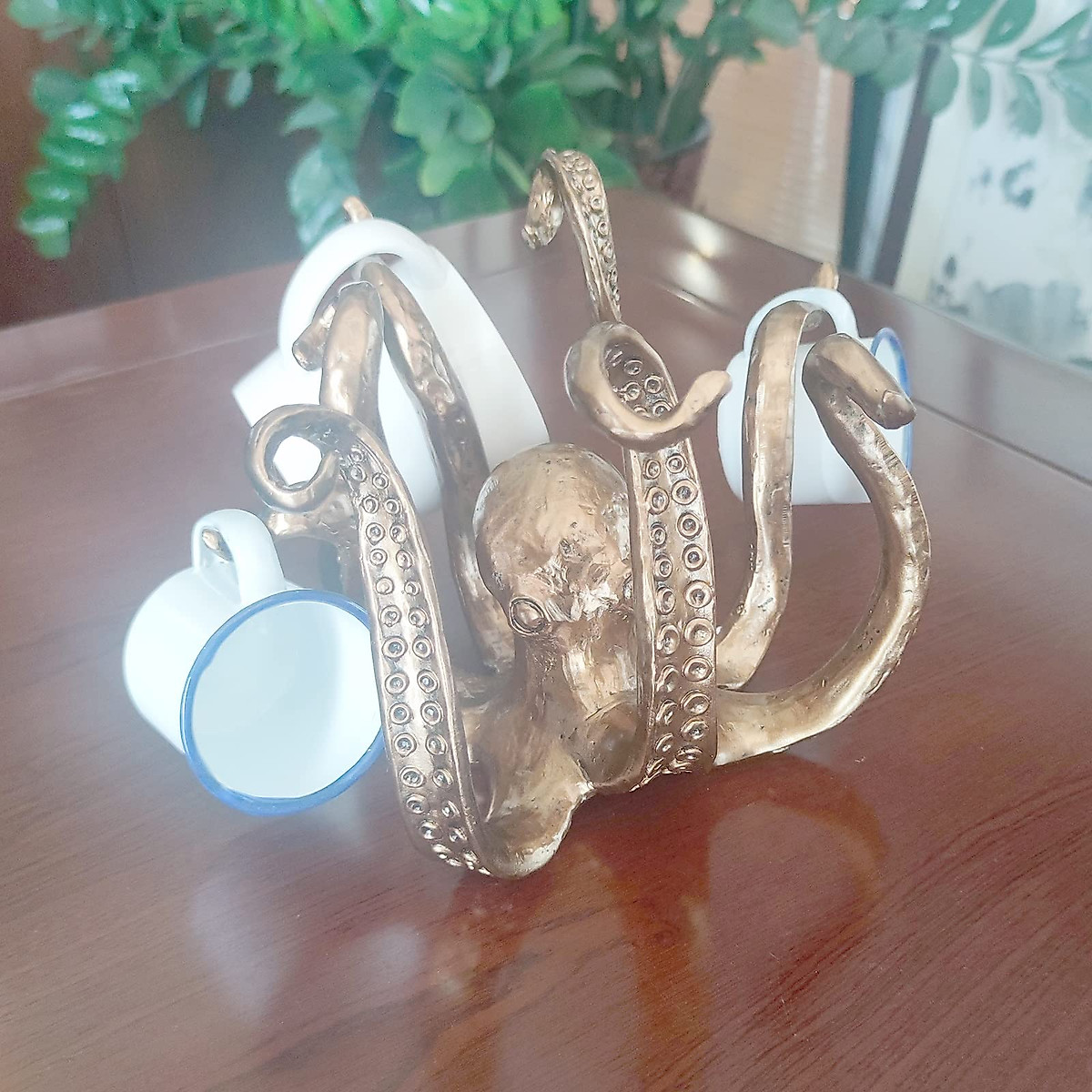 dytcfly Octopus Mug Holder for Home Decor, Upgrade Anti-Drop ccoffee Cup Holder for countertop，Retro Style Gold Resin Octopus Cup Holder, Octopus Statue Accessories for Kitchen Restaurant Coffee bar