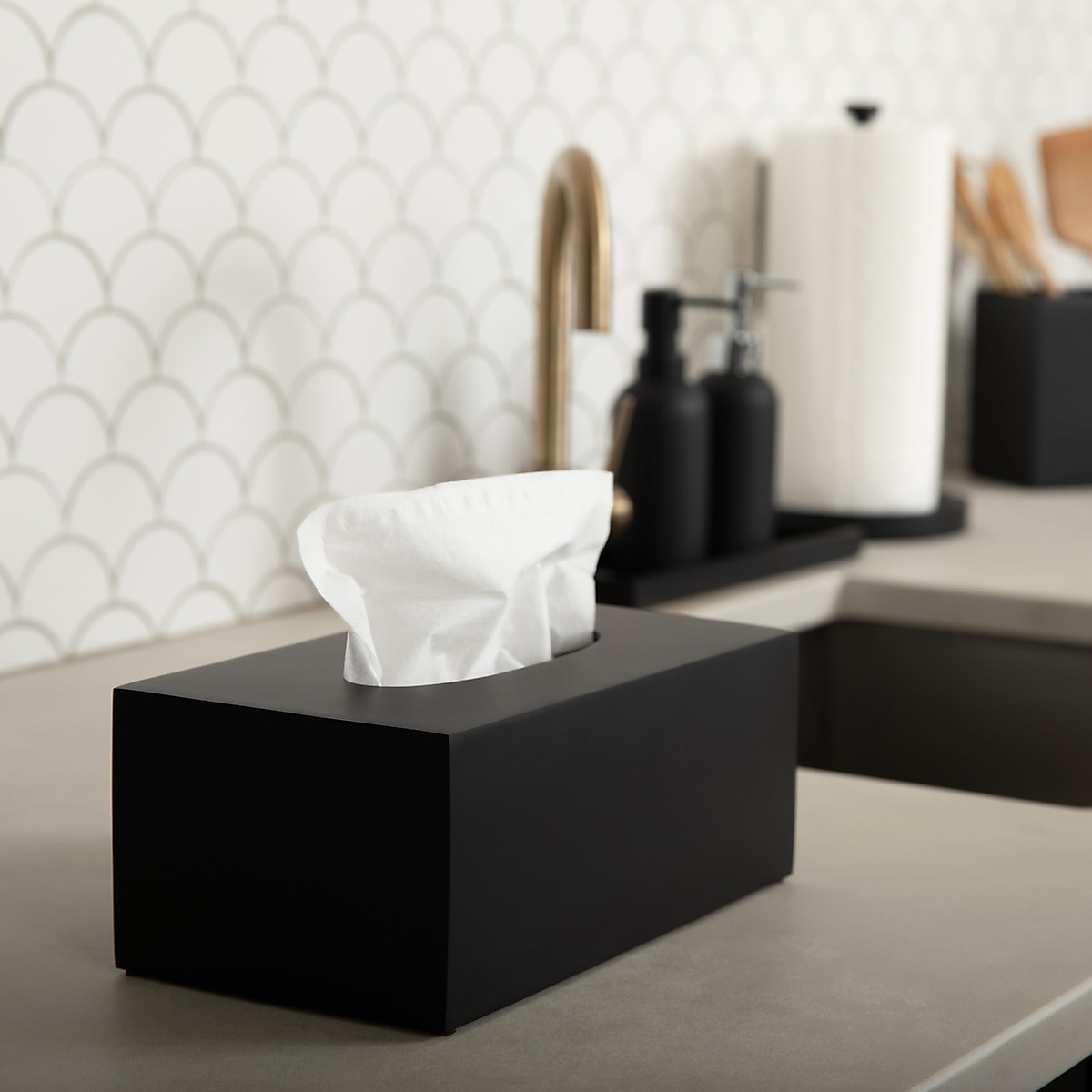 Essentra Home Rectangular Tissue Box Cover – Heavy Facial Tissue Box Cover with Modern Matte Black Finish – Matte Black Collection