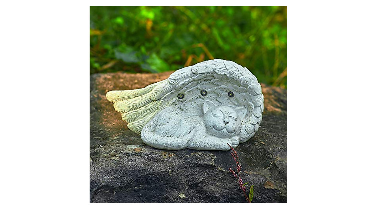 LEWIS&WAYNE Cat Memorial Stone | Solar Light Decor
