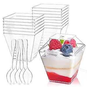 Qeirudu 100 Pack 2 oz Plastic Dessert Cups with Lids and Spoons - Mini Shooter Cups for Desserts Small Square Serving Cups for Party Individual Banana Pudding Appetizers Parfait