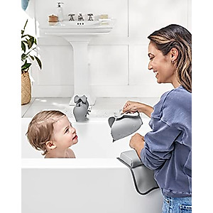 Skip Hop Baby Bath Rinse Cup, Moby Tear-free Waterfall Rinser, Grey