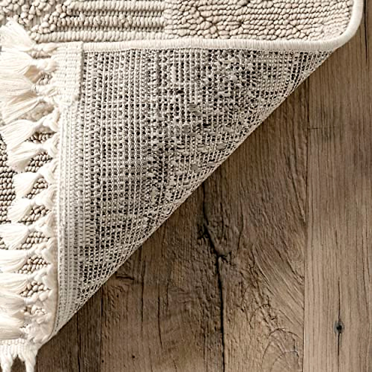 nuLOOM Haida Moroccan Tiles High/Low Tasseled Area