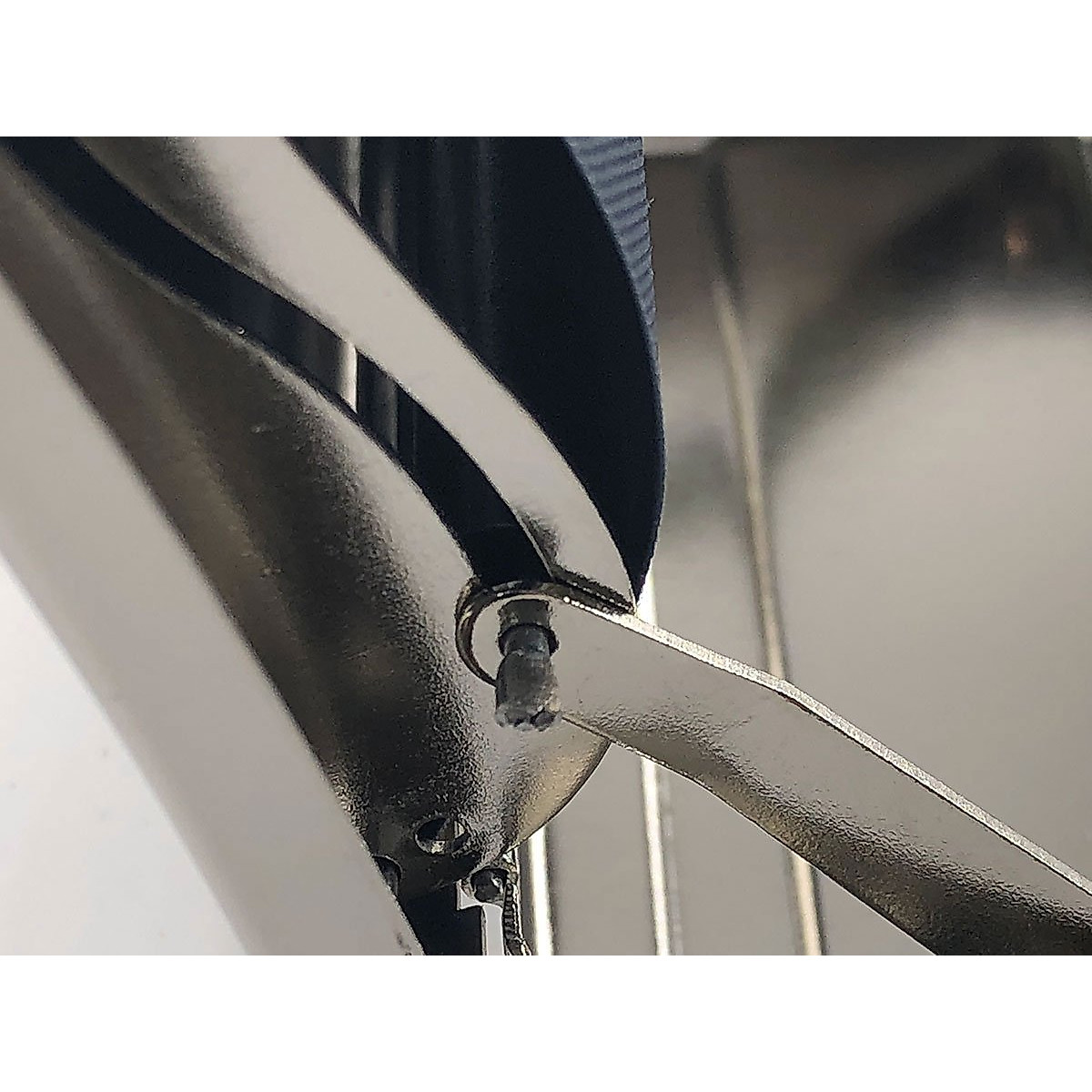 Daycount Metal Automatic Cigarette Tobacco Smoking Rolling Machine Herb Roller 70mm (Random Pattern)