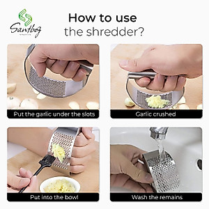 Garlic Press Stainless Steel with Garlic Peeler, Extract More Garlic Paste Per Tooth. Garlic Mincer Tool with Peeler, Equeeze, Estract, Crusher and Press the Garlic Easy and Fast. (Metal, Silver)