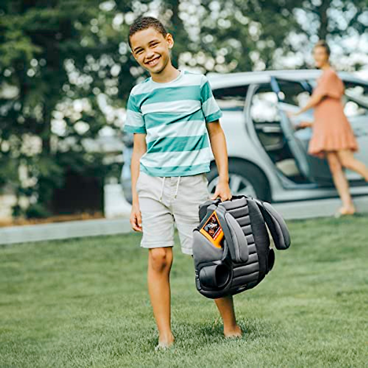 Chicco GoFit® ClearTex® Backless Booster Car Seat, Travel Booster Seat for Car, Portable Car Booster Seat for Children at Least 4 Years Old and 40-110 lbs. | Shadow/Black