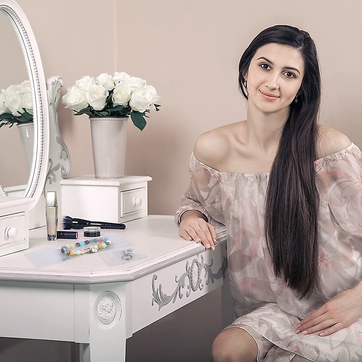 600 Pieces Self-Sealing Bag with Hang Hole 6 Sizes Clear Hanging Bags Resealable Cellophane Bags Clear Adhesive Plastic Bags for Packaging Jewelry Necklaces