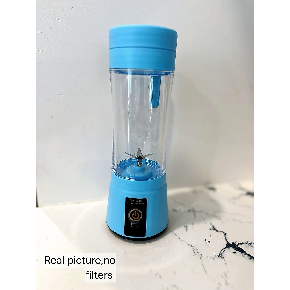 Freindly Trade,Portable Blender, Personal Size Blender for smoothies, juice and Shakes, Mini Blender with powerful motor, rechargeable battery, 4 blades, for home, travel, outdoors, office