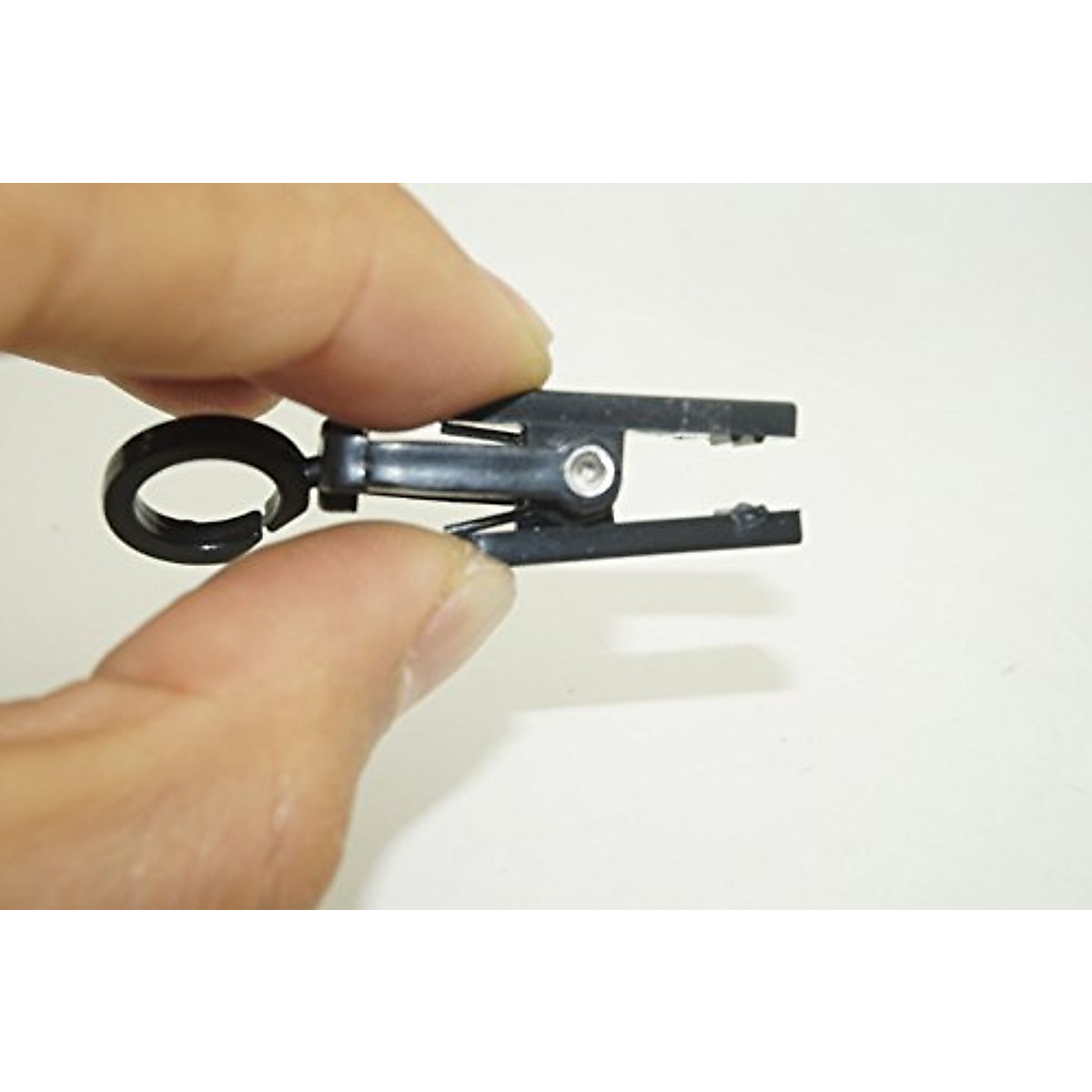 ( Pack of 20 ) , RV Trailer Party Light Holder Hanger Hook Clip String Awning Camper Part, for caravan curtain Klippy Clips rods Awning Lights,String Hang light, Banners