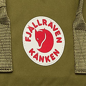Fjallraven Women's Kanken Backpack, Foliage Green, One Size