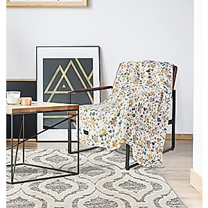 Lucky Brand Oversized Super Plush Microfiber Throw Blanket in Printed Rosy Ditsy, 50in x 70in