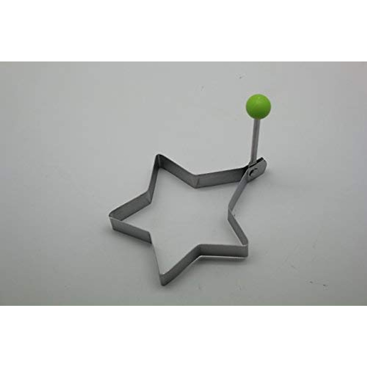 Sailing Thicken Stainless Steel Fried Egg Ring Mold/Pancake Ring Mold with Egg Strainer & Oil Brush - Set of 5