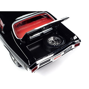 1970 Chevy Chevelle SS Tuxedo Black with White Stripes and Red Interior Hemmings Muscle Machines Magazine Cover Car (May 2011) "American Muscle Series 1/18 Diecast Model Car by Auto World AMM1317
