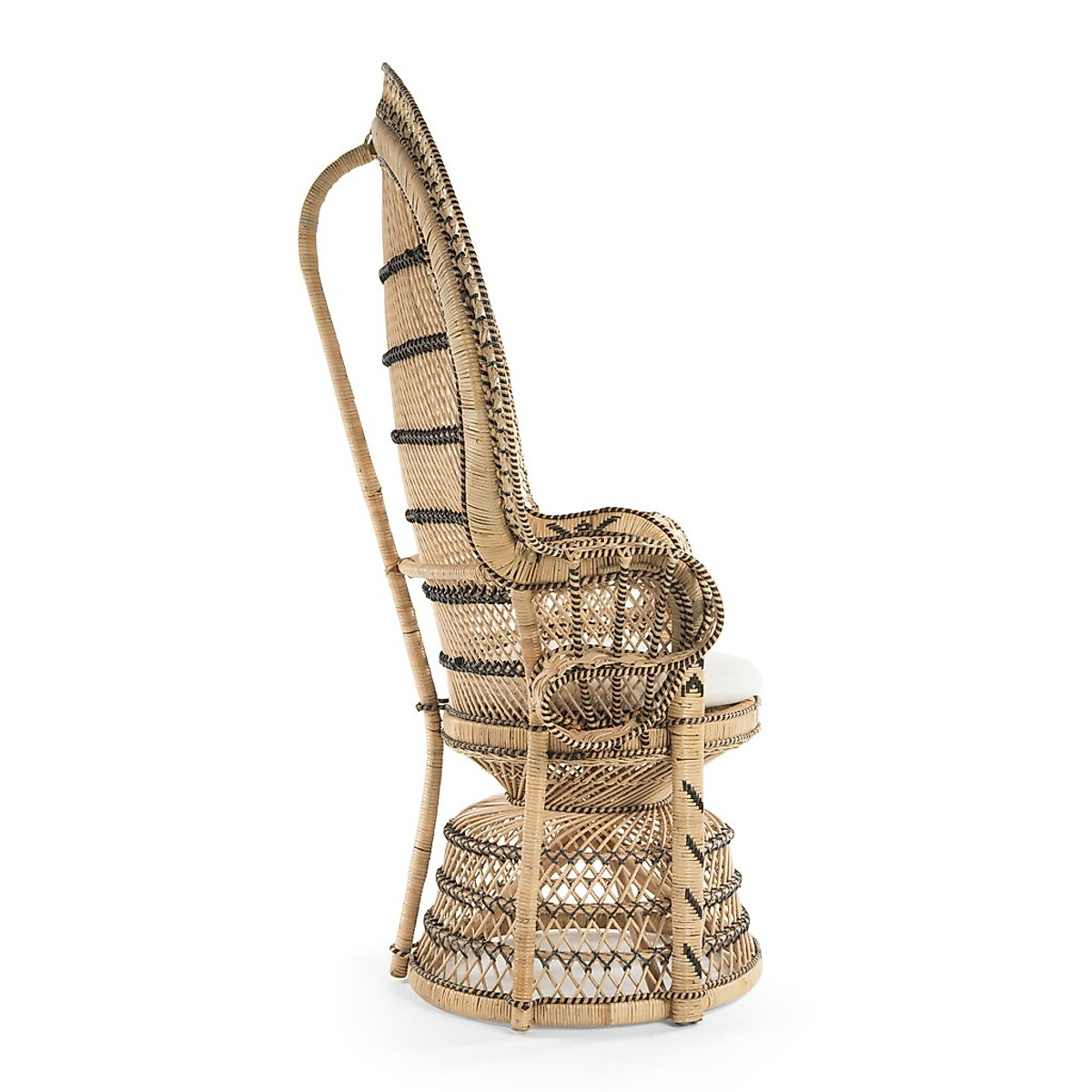 KOUBOO Grand Pecock Retro Peacock Chair in Rattan with Seat Cushion, Natural Color, Large