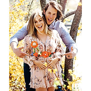 Pumpkin Maternity Sash Mom to Be & Daddy to Be Baby Shower Corsage Set Fall Pumpkin Sash and Pins for Baby Shower Gender Reveal Keepsake Photography Pregnancy Flower Belly Belt Souvenir Supplies