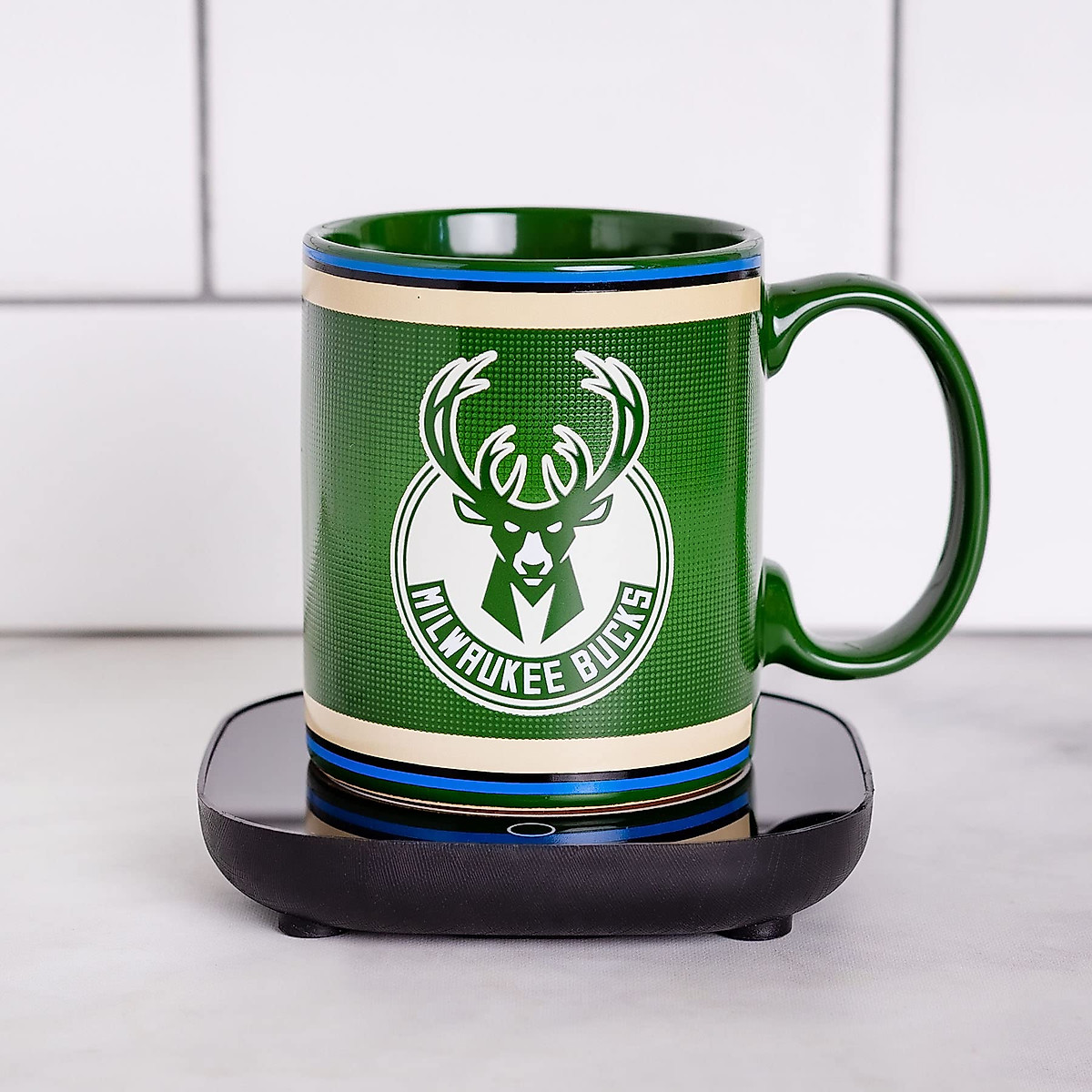 Uncanny Brands NBA Milwaukee Bucks Logo Mug Warmer with Mug – Keeps Your Favorite Beverage Warm - Auto Shut On/Off
