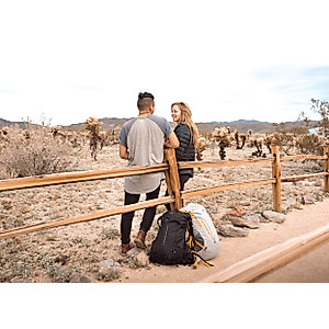 ALPS Mountaineering Gray/Apricot, 40L