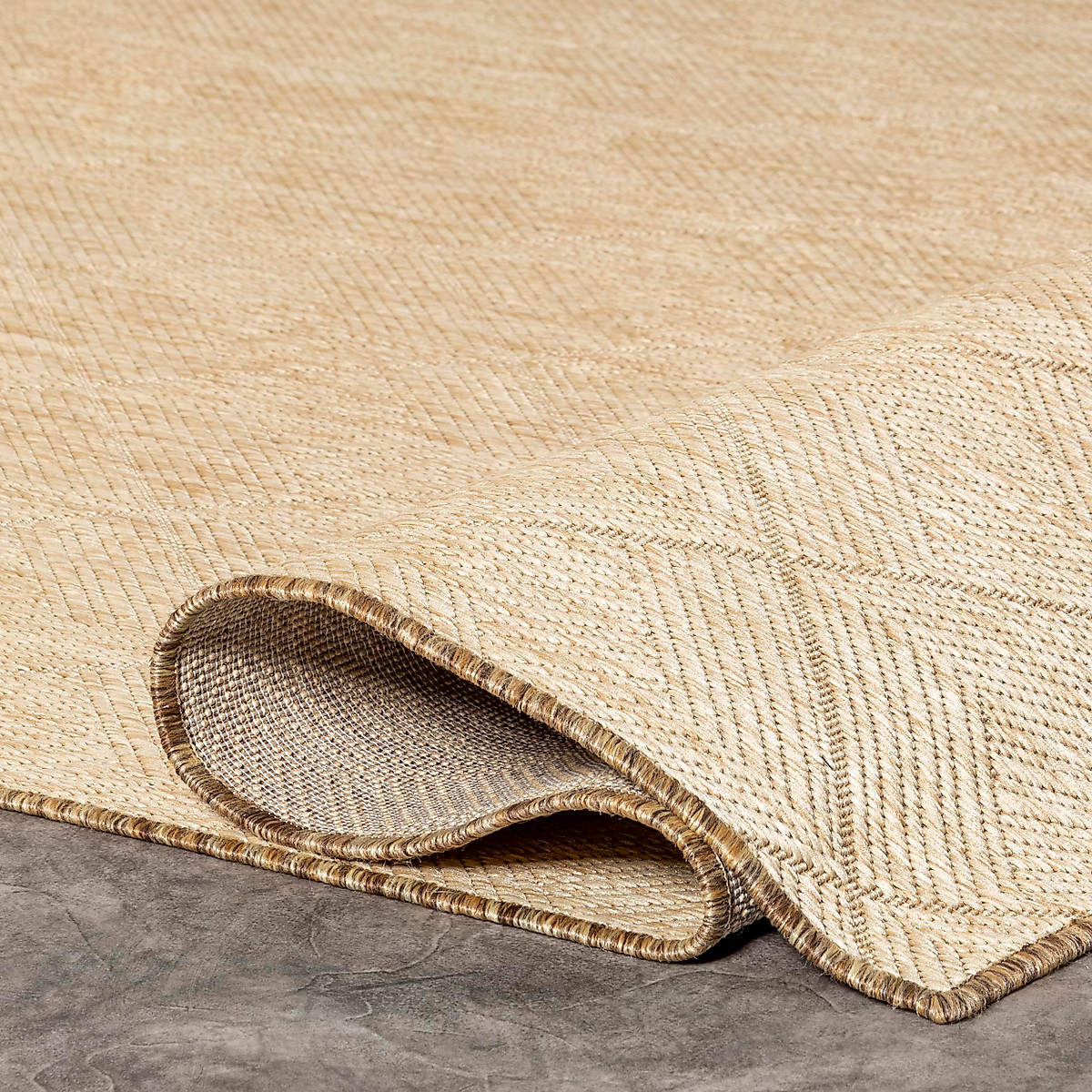 nuLOOM 7' x 9' Outdoor Performance Area Rug, Stain Resistant, Weather Resistant, High Traffic, Patio, Balcony, Outside, Ray Brown