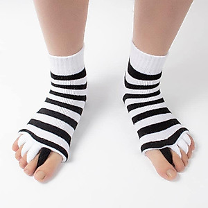 AIBEARTY 1 Pair Yoga Sport Gym Five Toe Separator Socks Foot Alignment Pain Massage Socks,Prevent Foot Cramps