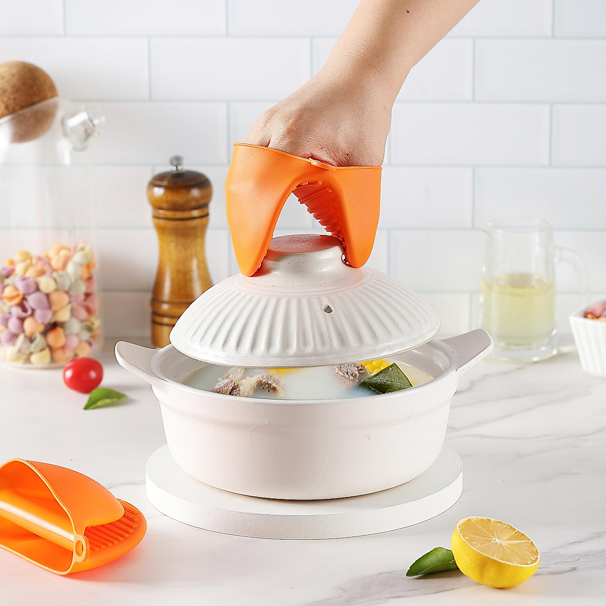 2 Pair Silicone Mini Oven Mitts, Kaloo Heat Resistant Cooking Pinch Mitts Potholder for Kitchen Cooking & Baking (Orange and Red)