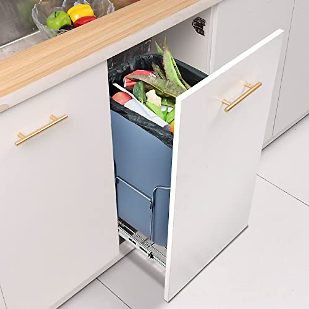 VEVOR Pull-Out Trash Can, 35L Single Bin, Under Mount Kitchen Waste Container with Slide, Handle and Door Mounting Kit, 110 lbs Load Capacity Heavy Duty Garbage Recycling Bin for Kitchen Cabinet, Sink