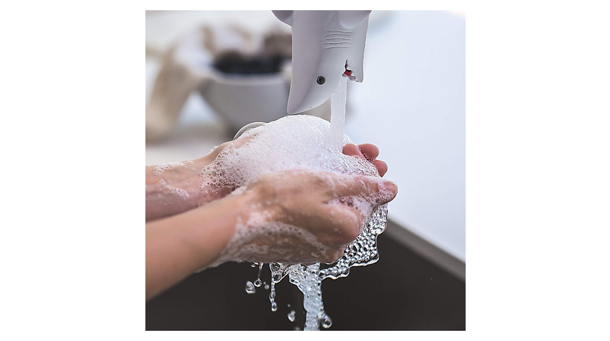 Amosfun Shark Faucet Extender for Kids - Easy Wash Fun