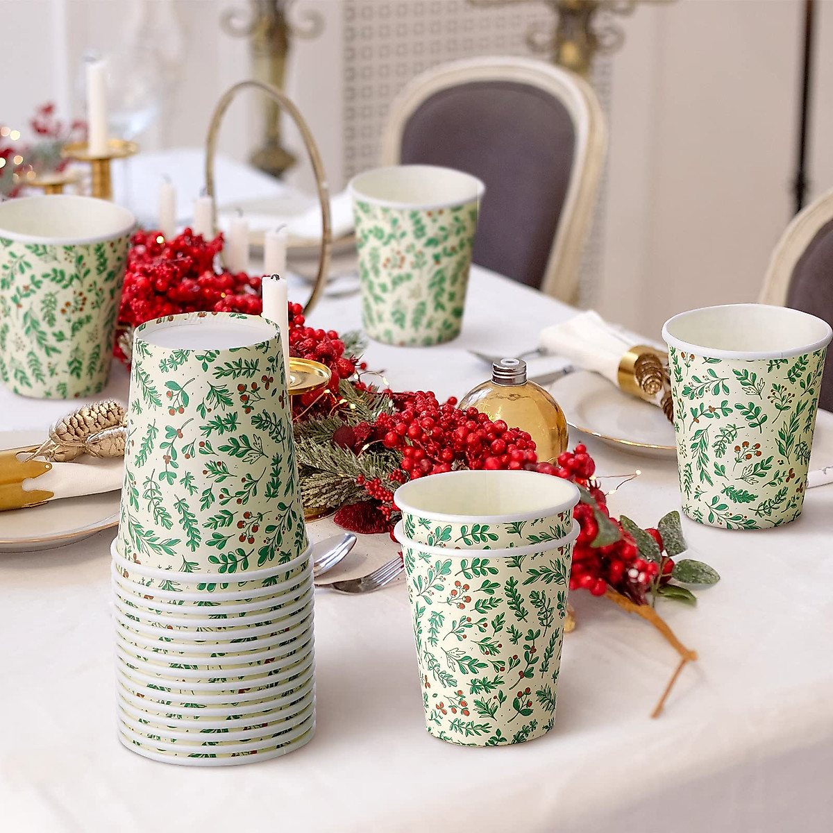 Panelee 100 Pieces 9 oz Christmas Paper Cups Christmas Holly Cups Disposable Paper Coffee Cup for Christmas Party Supplies Xmas Cups for Holidays Coffee Tea Cold Hot Drinks