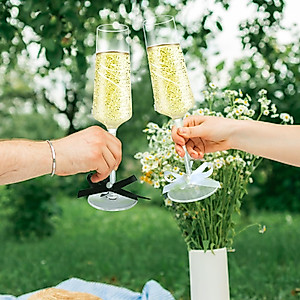 Personalized Mr and Mrs Wedding Champagne Flutes with Long Stem,Handcraft Bridal Shower Gift,Cute 7oz Bride and Groom Toasting Glass Set of 2, Unique Gift for Anniversary, Engagement Gifts for Couples