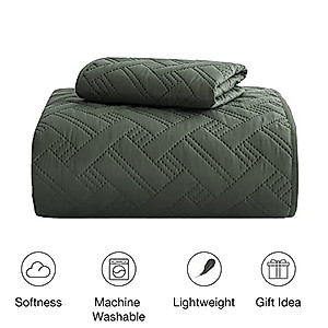 beeweed Quilt Set King Size 3 Pieces, Lightweight Microfiber Basket Pattern Bedspreads for All Season, Olive Green Soft Summer Coverlet Set with Ultrasonic Quilting Technology (1 Quilt,2 Pillow Shams)