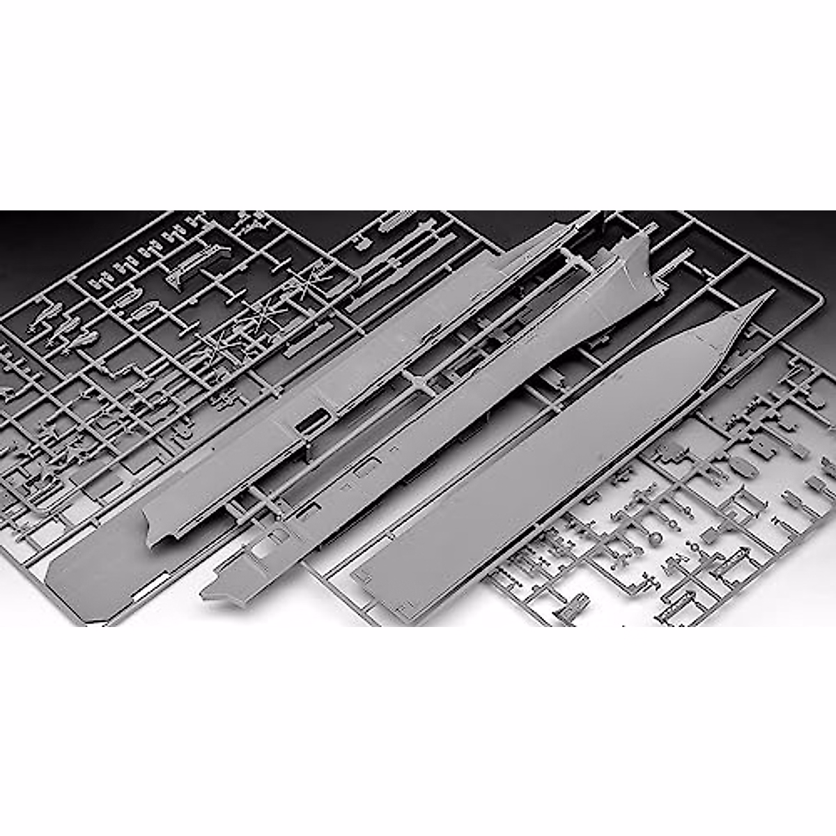 Revell 05178 Assault Carrier USS WASP Class 1:700 Scale Model Kit