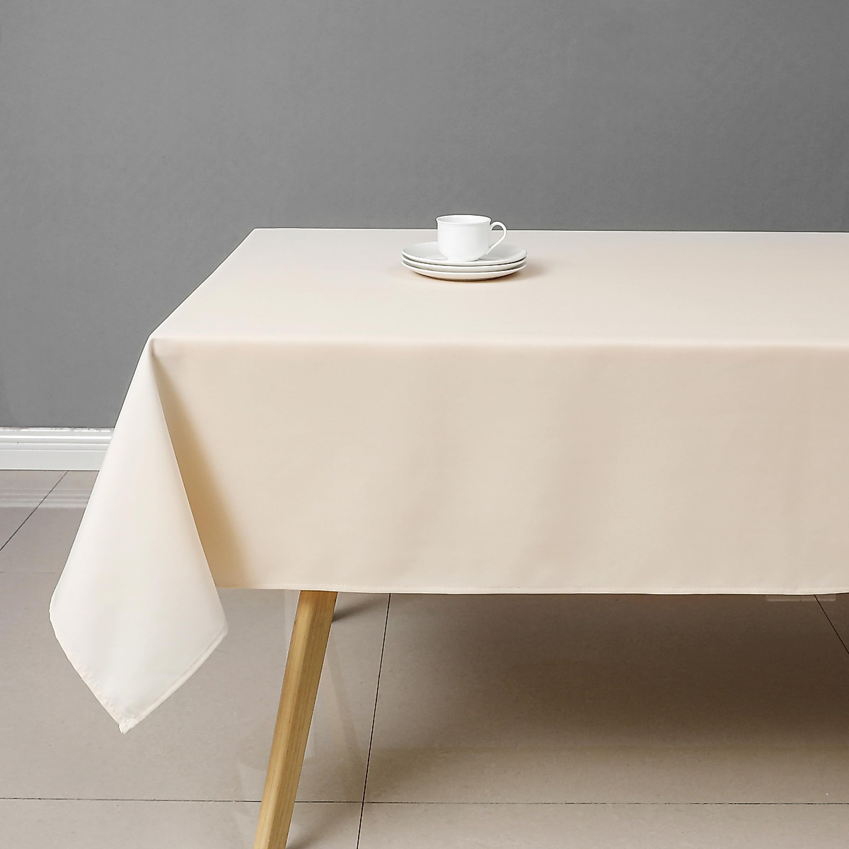 Wewoch Beige Rectangle Tablecloth Wrinkle Resistant Washable Fabric Table Cloth for Dining,Kitchen, Parties Weddings and Outdoor Use 60 Inch by 84 Inch