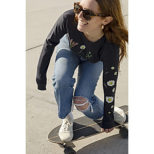 Life is Good Women's Standard Autumn Season Cotton Tee Crewneck Graphic Long Sleeve T-Shirt, Three Daisies, Happy Pink, XX-Large