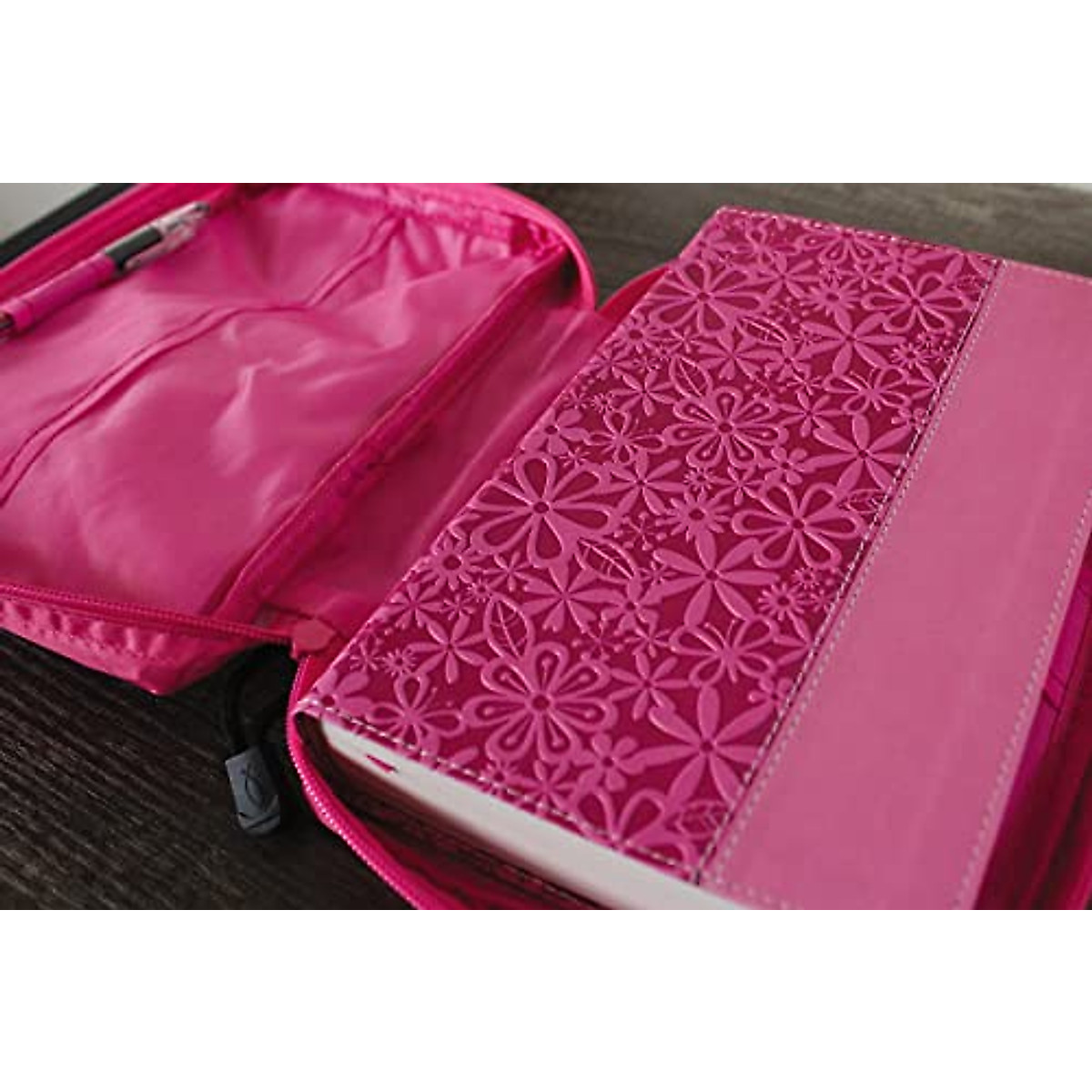 Adventure Bible Cover for Girls, Zippered, with Handle, Nylon, Pink, Medium