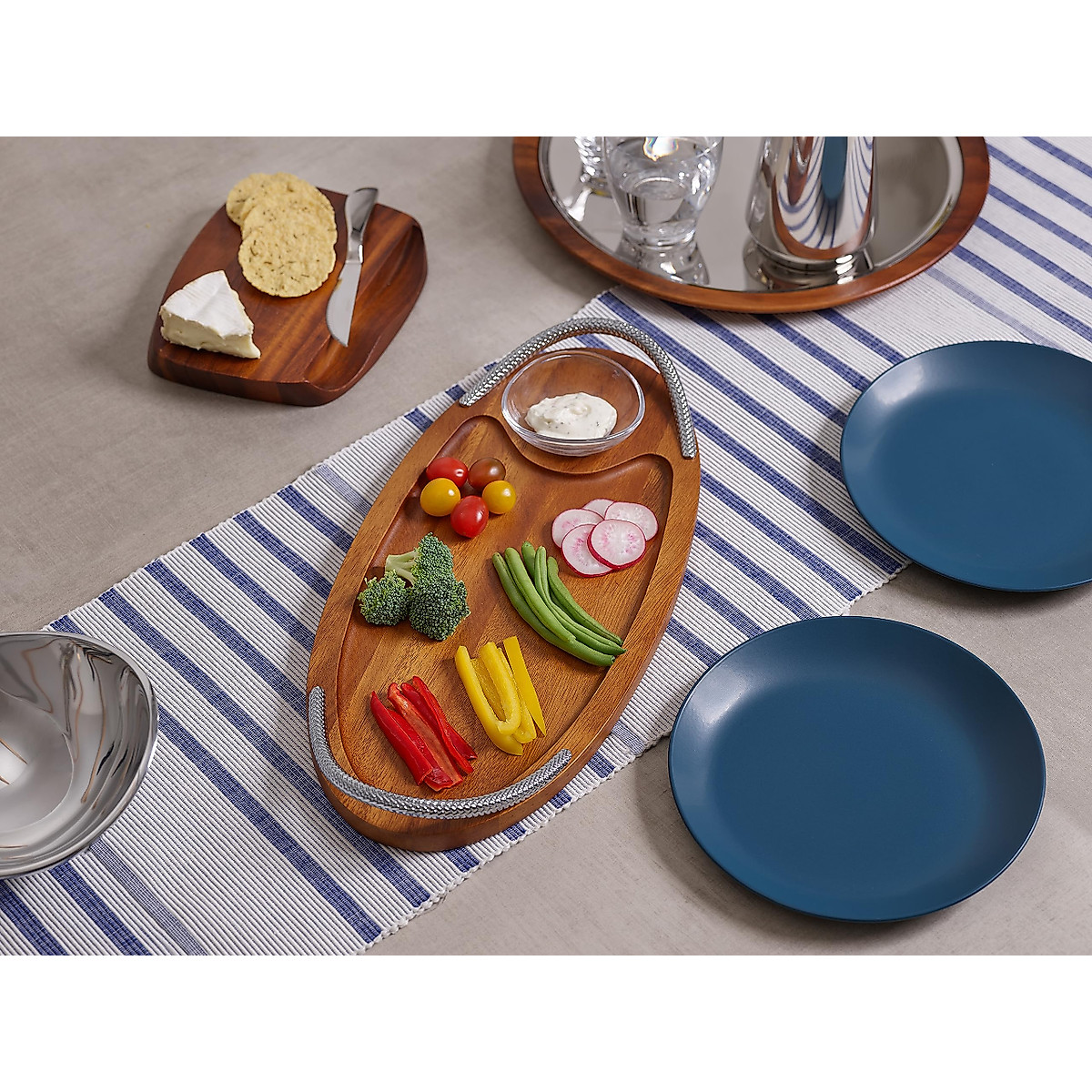 Nambé Vie Bar Tray | 14 D | Decorative Round Metal Serving Tray | Organizer for Jewelry, Makeup, Candle, Toiletry, Kitchen Tableware, Serving Dish Plate for Home, Bar, CAF | Stainless Steel