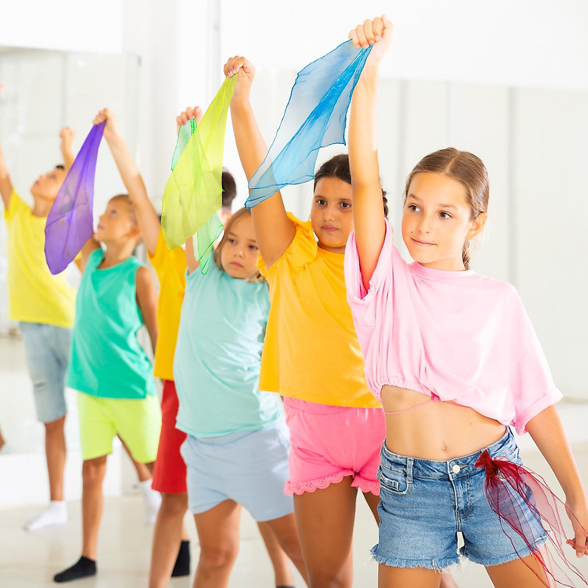 Jucoan 40 Pack Colorful Dance Scarves for Kids, 20 Colors Square Juggling Scarf Actives Scarves, 24 x 24 Inch Soft Ribbon Music Scarves Rhythm Scarves for Children Movement Play