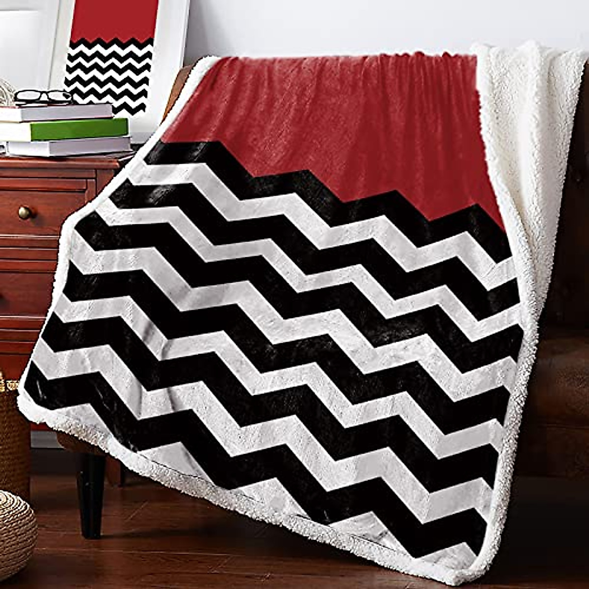 Sherpa Blanket Flannel Fleece Throws Red Black White Zig Zag Ripple,Soft Warm Cozy Fuzzy Throw Blankets Minimalism Modern Art,Shaggy TV Throw for Sofa Couch Bed Camping Travel All Season 50x80In