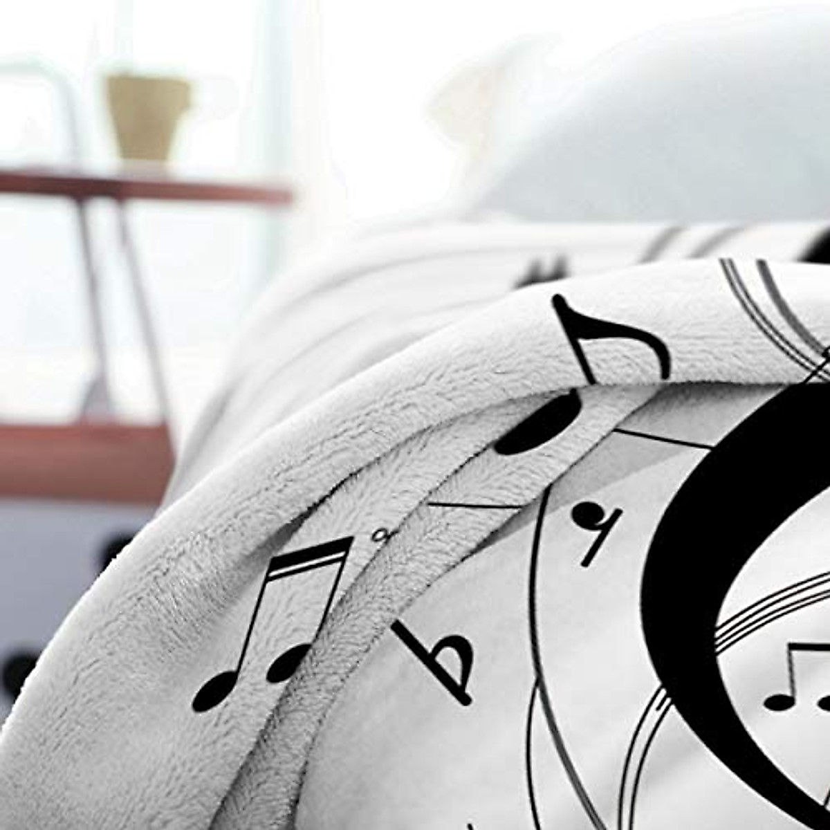 Music Decor Bed Blanket 40x50 inch Flannel Blankets Music Notes Black and White Throw Blanket for Bedroom Living Rooms Sofa Throw Cover