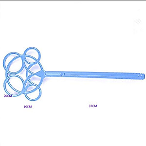 BESPORTBLE 2pcs Carpet and Rug Beater Plastic Dust Beater Quilt Dust Cleaning Tool with Long Handle for Home Hotel (Random Color)