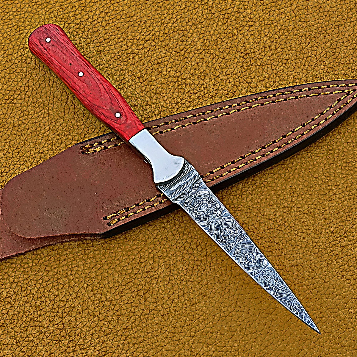 Smart and Sharp Custom Handmade Damascus Steel Hunting Knife / Skinning Knife SS-17400 (Red colored wood) (Red Wood)