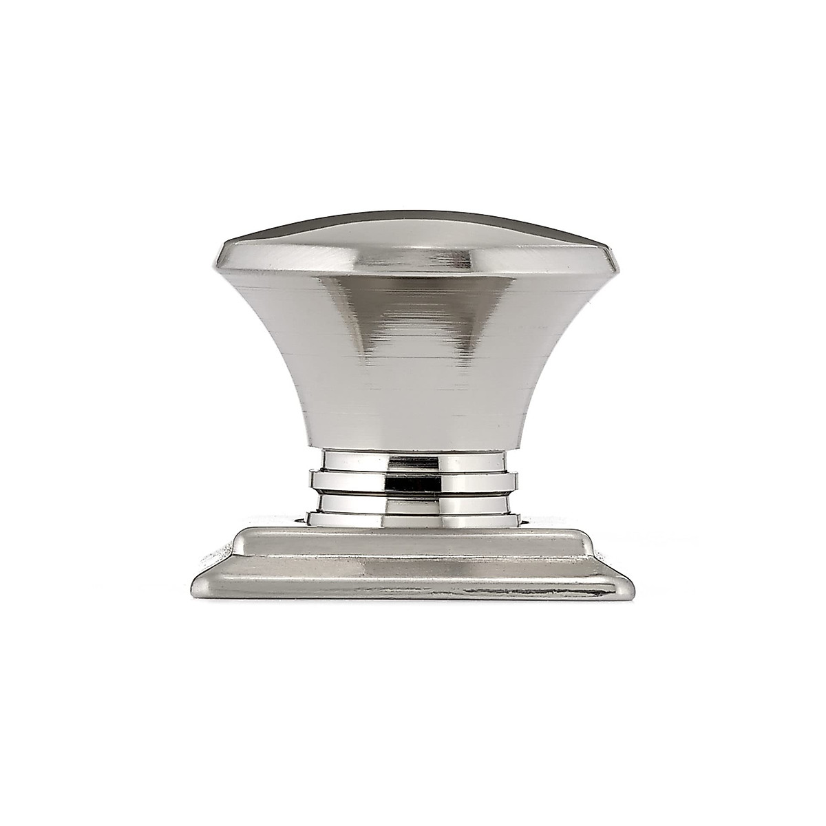 Richelieu Hardware BP46702195 Vaudreuil Collection 1 1/4-inch (32 mm) x 1 1/4-inch (32 mm) Brushed Nickel Traditional Cabinet and Drawer Knob for Kitchen, Bathroom, and Furniture