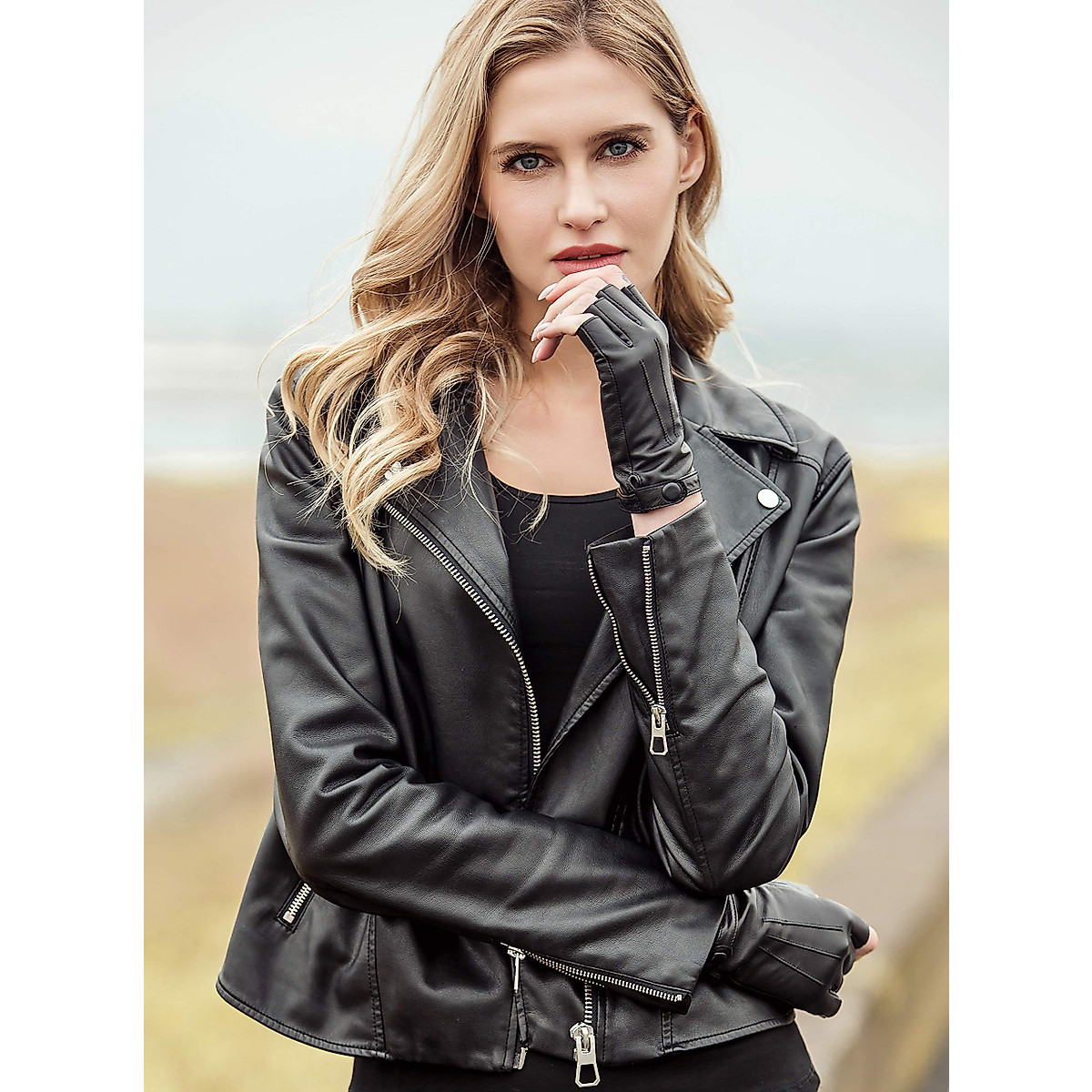 YISEVEN Women's Classic Sheepskin Leather Fingerless Gloves Lined Classic Soft Sheepskin 1/2 Half Finger Button Punk Motorcycle Cycling Fitness Touchscreen Warm Winter Gift, Black 7.5"/Large