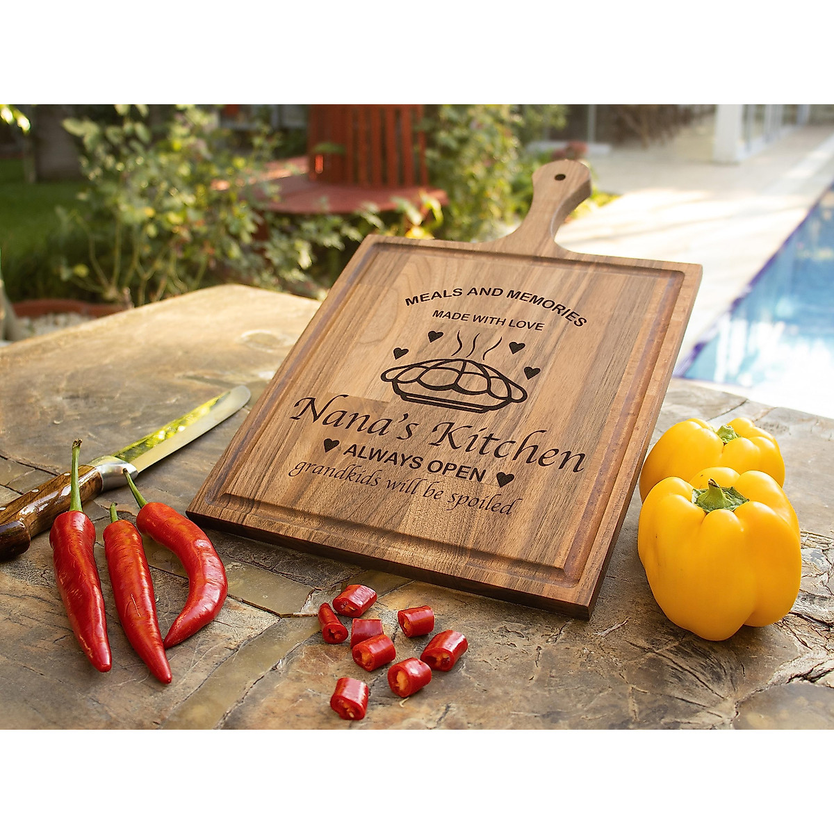 Custom Cutting Board | Personalized Cutting Board | Wood Cutting Board | Family Cutting Board | Grandparent Gift | Gift for Grandad | Cutting Board for Kitchen (With Handle)