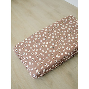 Mebie Baby Changing Pad Cover, Daisy Dream, 100% Muslin Cotton Changing Table Pad Cover for Baby Boy and Girl, Designer Nursery Decor Covers, Diaper Changing Pad Cover for Changing Station