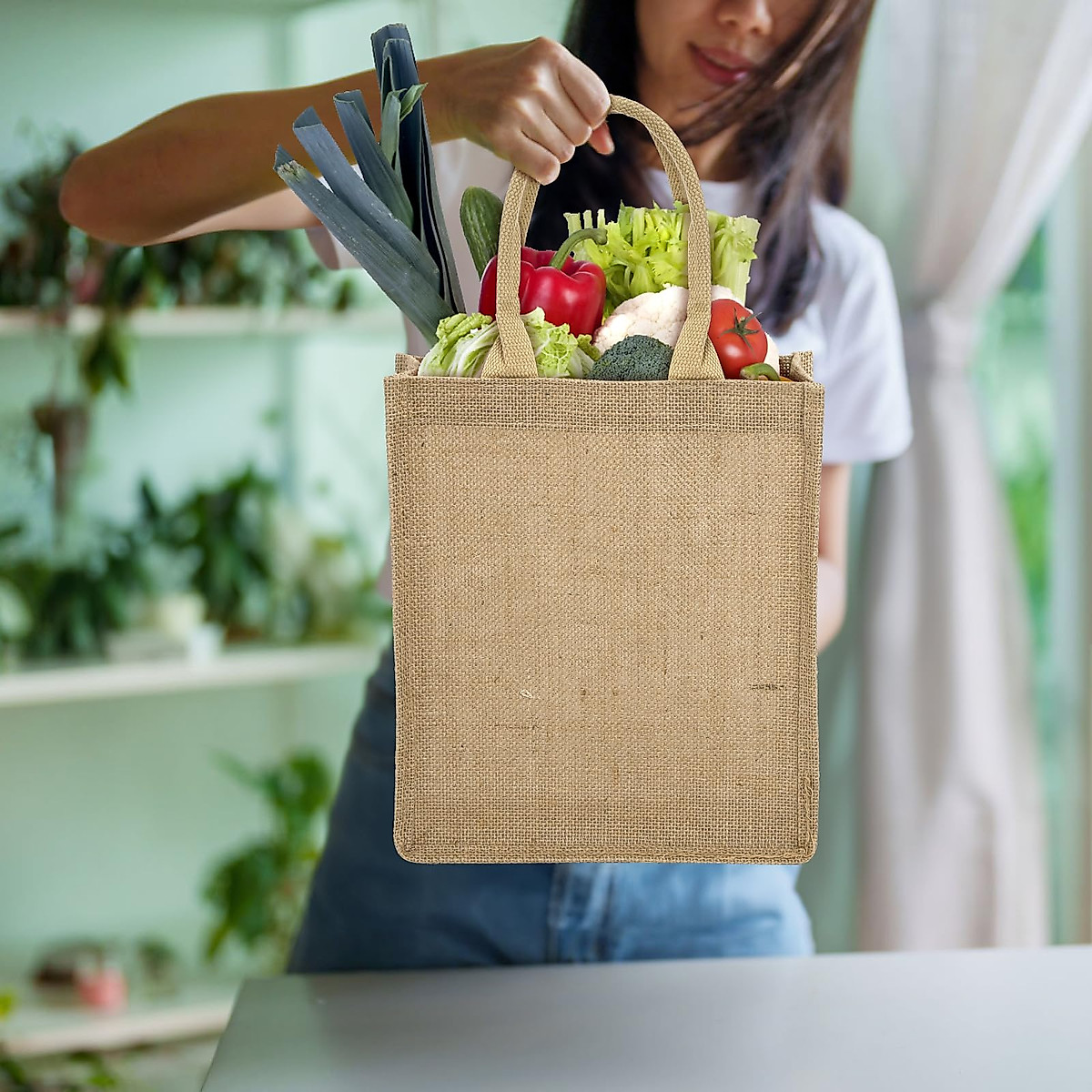 DEAYOU 8 Pack Jute Burlap Tote Bags, Burlap Gift Totes with Handles, Jute Beach Bags Reusable Lined Grocery Totes for Bridesmaid, DIY, Shopping, Pool, Wedding, 9.8''x11.8''x3.9'', Natural