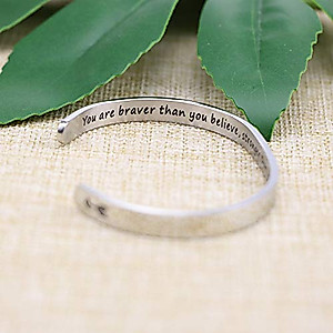 JoycuFF Inspirational Bracelets for Daughter You are Braver Than You Believe, Stronger Than You Seem, Smarter Than You Think