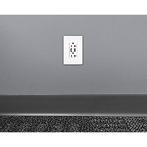 Legrand - Pass & Seymour TR5362USBWCCV6 Fed Spec Grade USB Charger w/ Tamper-Resistant 20A Duplex Receptacles