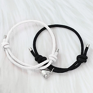 Dlihc 2pcs Couples Bracelets for Women Men, Heart Bracelets for Couples, Black and White Matching Bracelets for Best Friend Boyfriend and Girlfriend