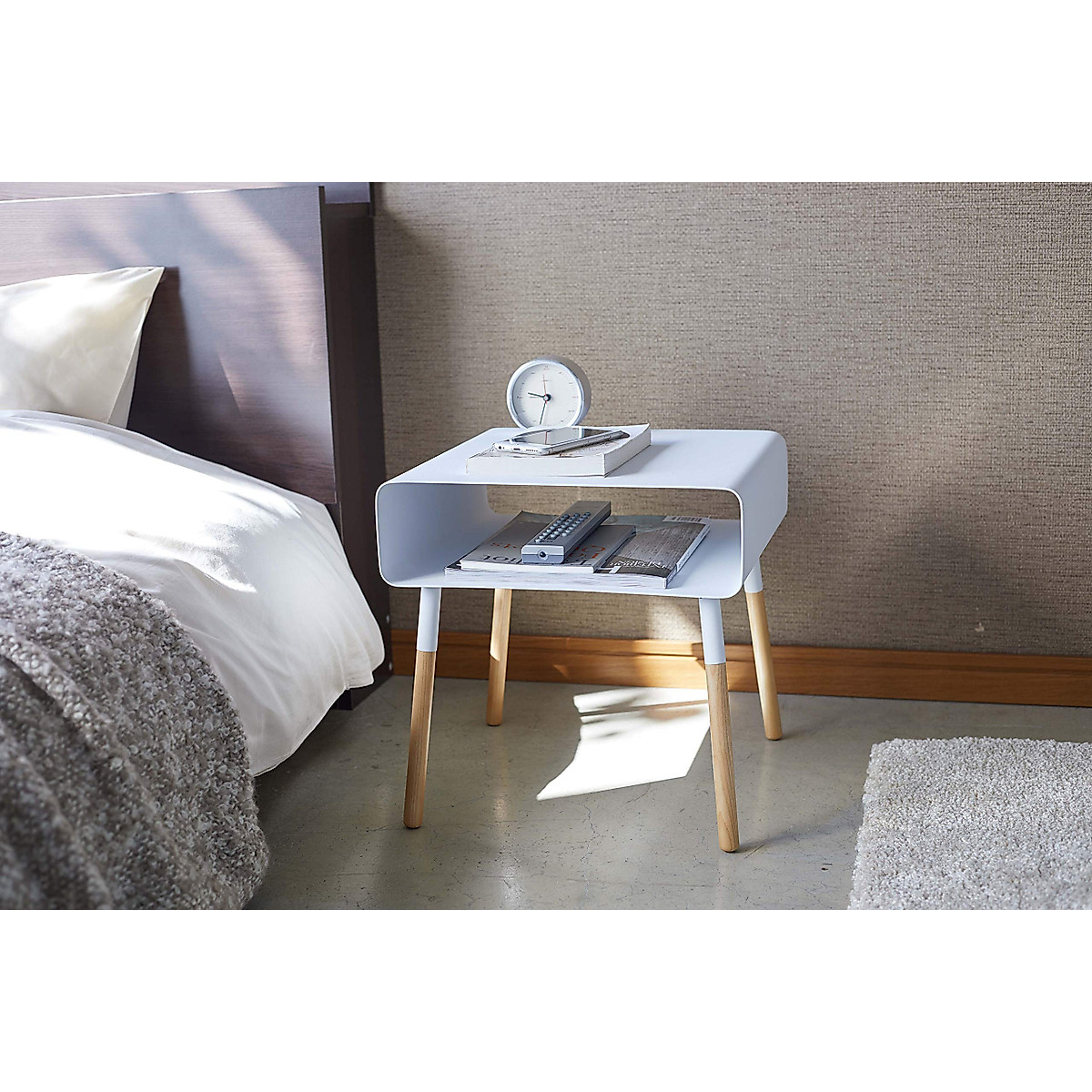 YAMAZAKI home Plain Side Table with Storage Shelf White