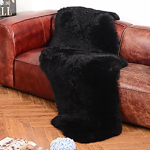 IRIWOOL Premium Genuine Fur Sheepskin Rug Real Australia Sheepskin Natural Luxury Fluffy Lambskin Fur Area Rug Seat Covers for Kids Bedroom Sofa Chair Cover (Black, Double Pelt/2ft x 6ft)